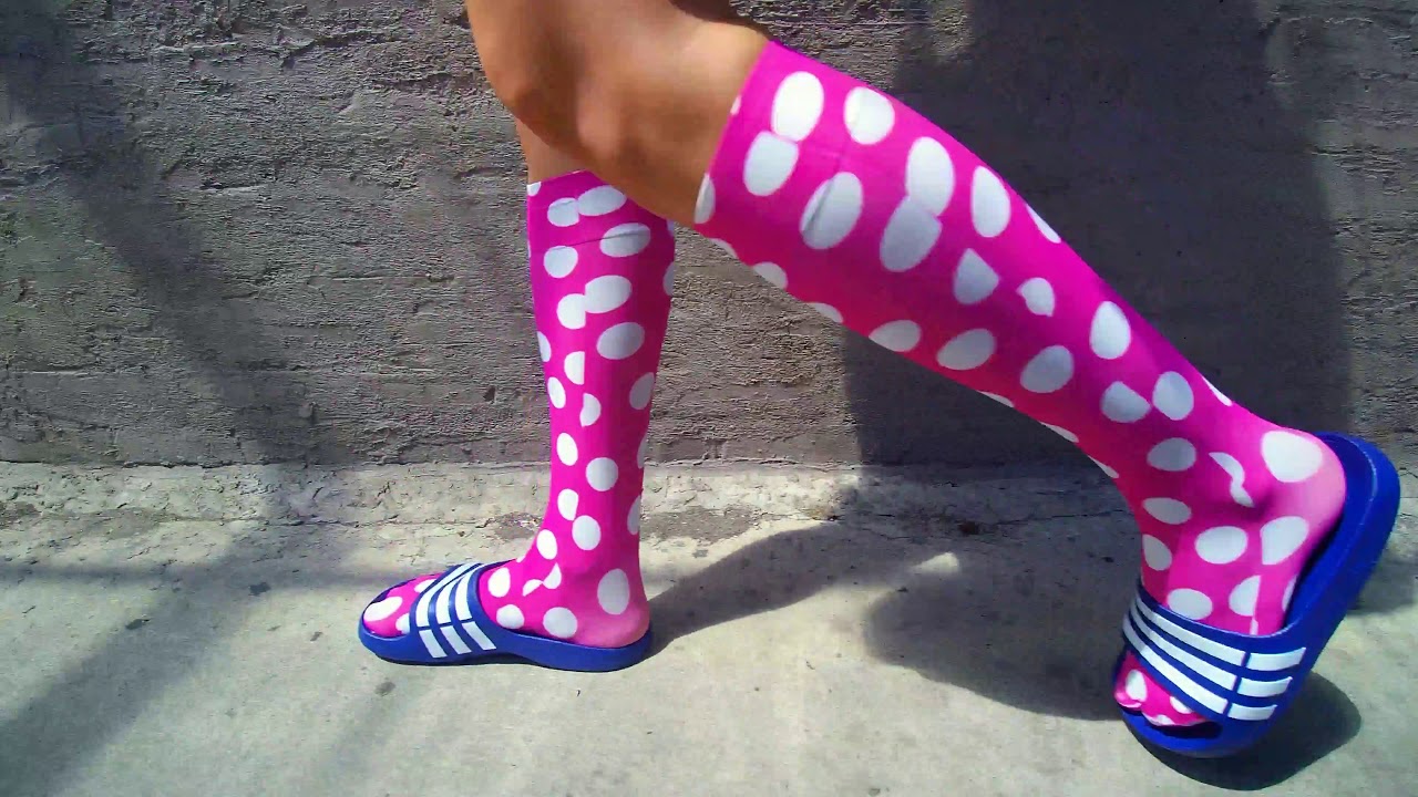 Hocsocx Pink Polka Dot Liner Sport Socks - YouTube