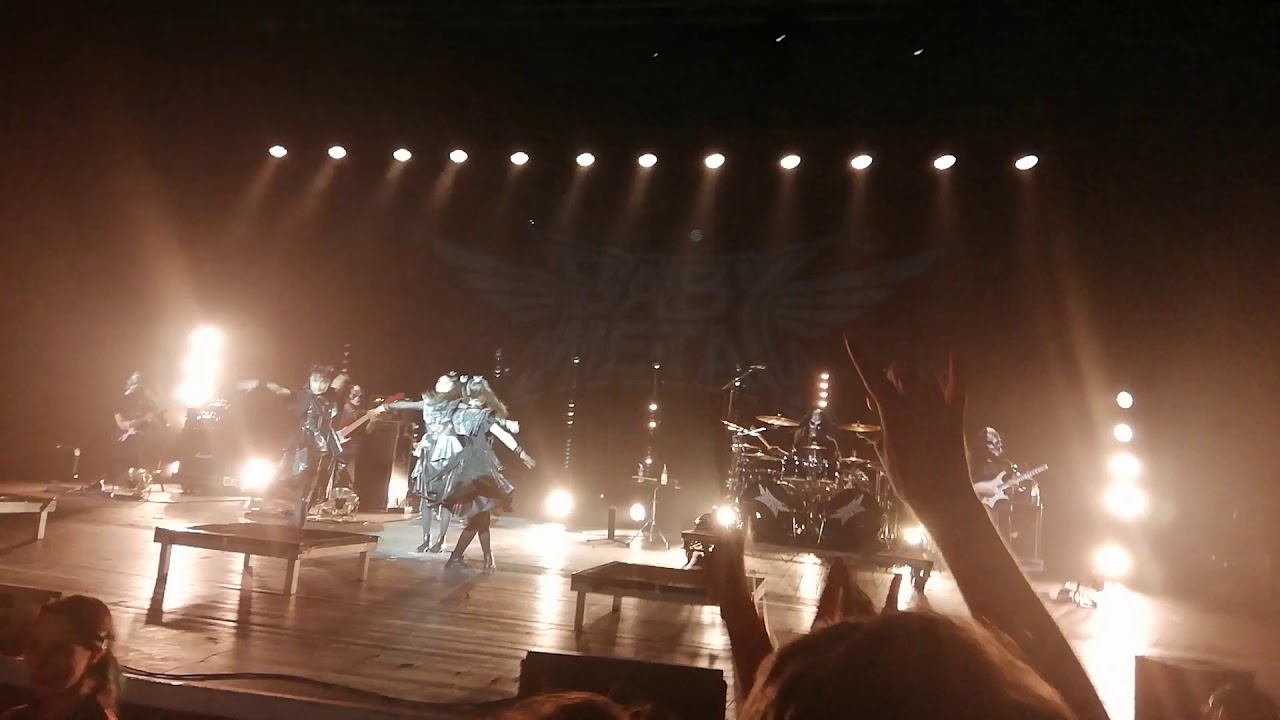 Babymetal - Distortion Live at London 2019 - YouTube