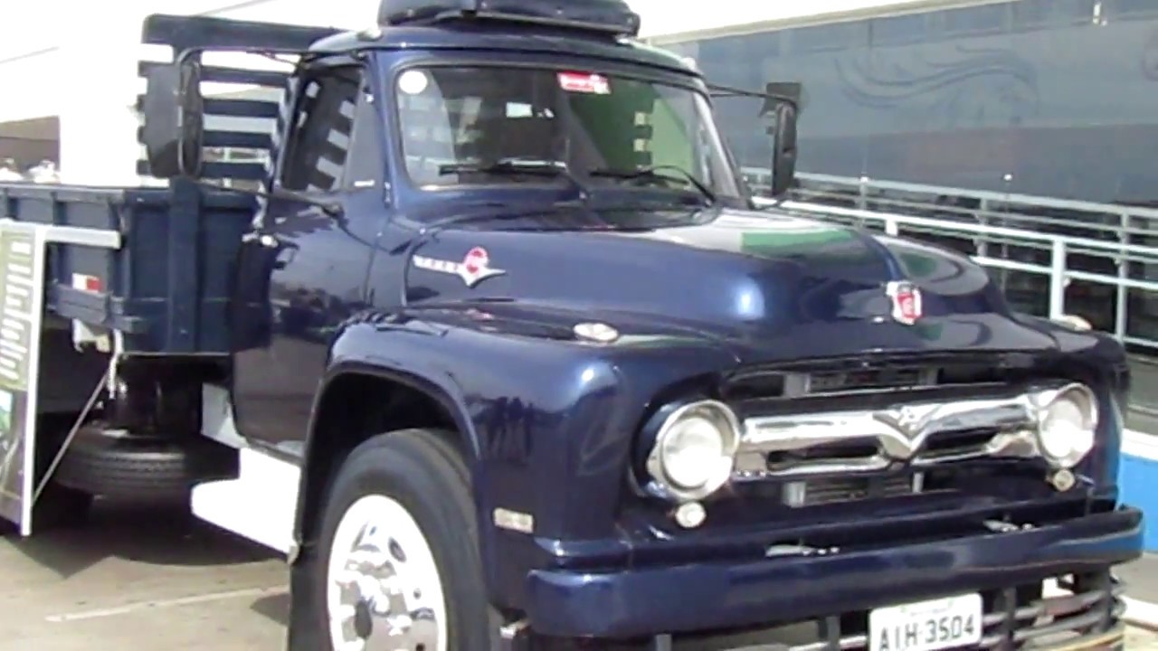 Caminhão Ford F600 do ano de 1957 - YouTube