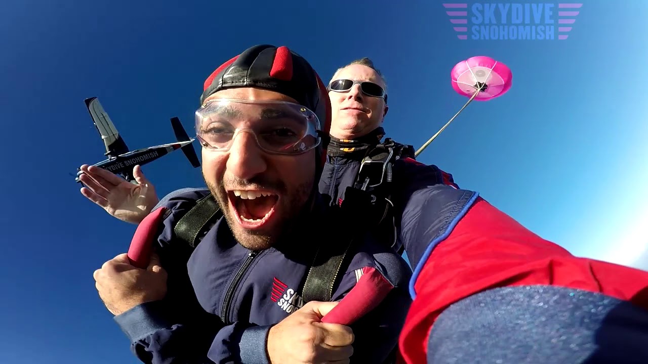 Rami Sabra's Tandem skydive! - YouTube