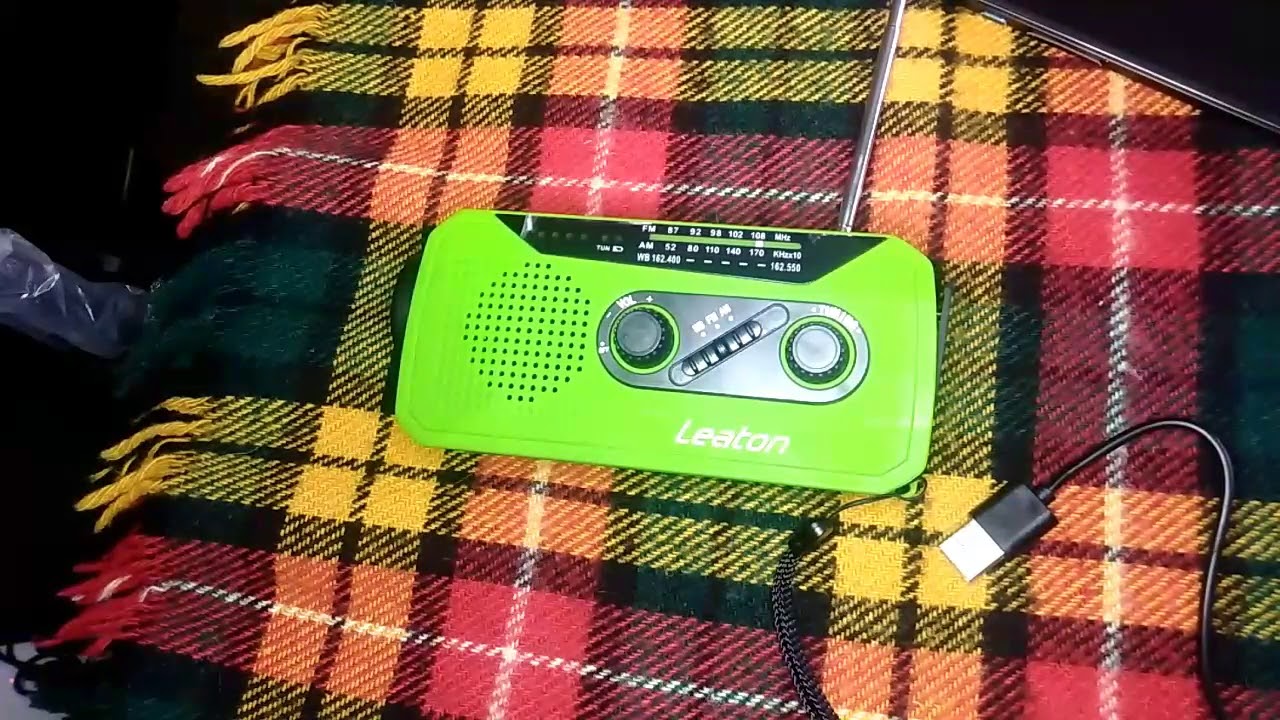 Leaton Solar, Hand Crank Emergency NOAA Radio with LED Flashlight - YouTube