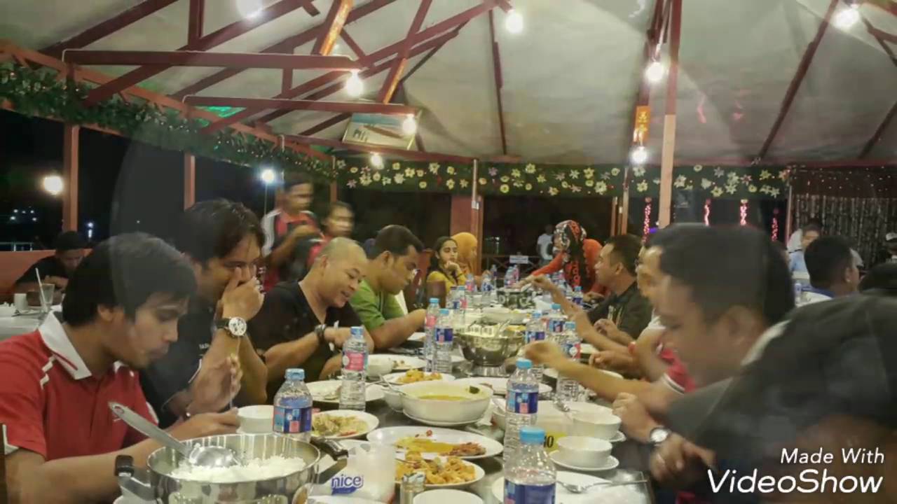 LATERI BEACH RESTO - YouTube