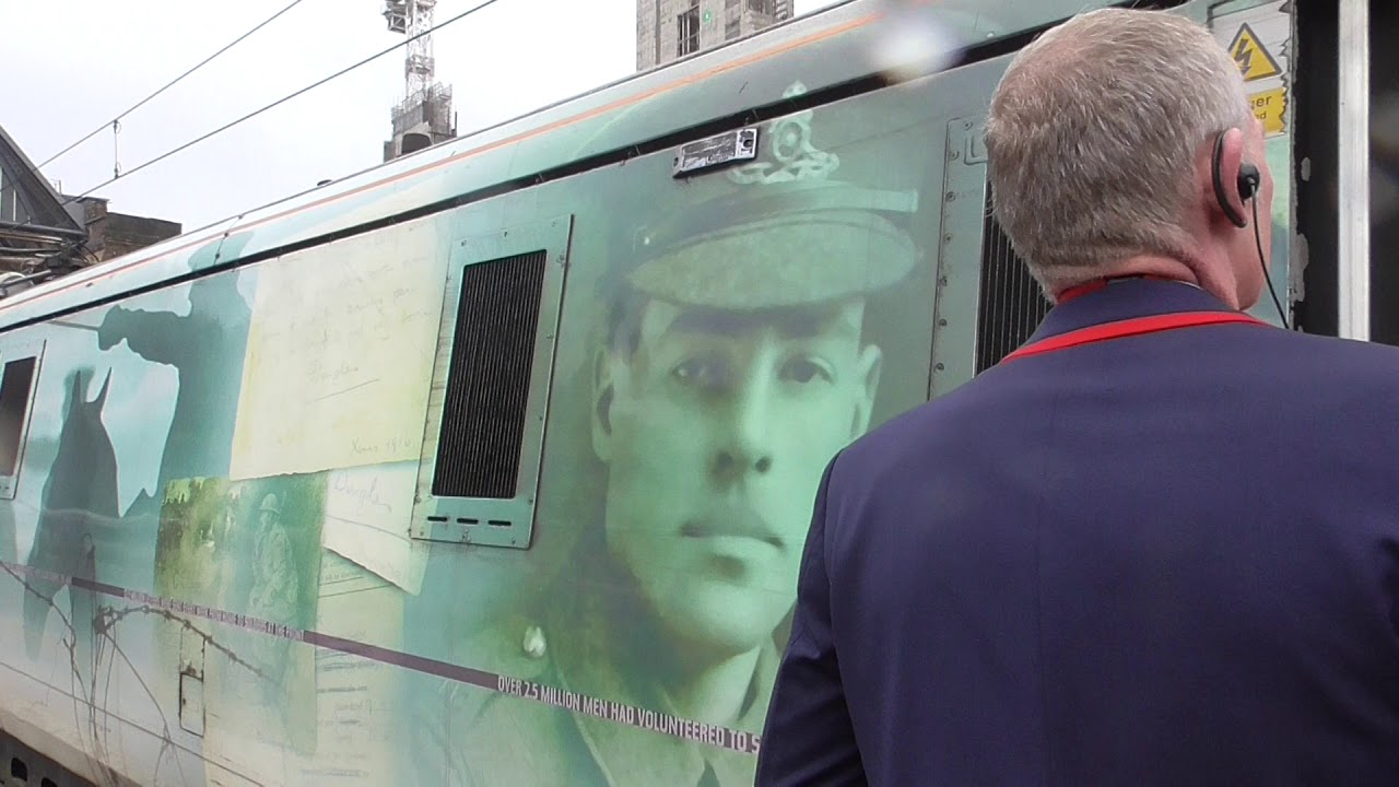 Double heading LNER Class 91111-91106 Departure London King's Cross for ...