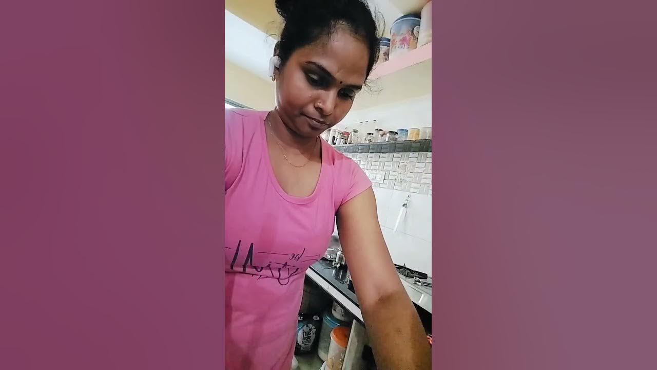 pagal panti kar rahi hai ye - YouTube