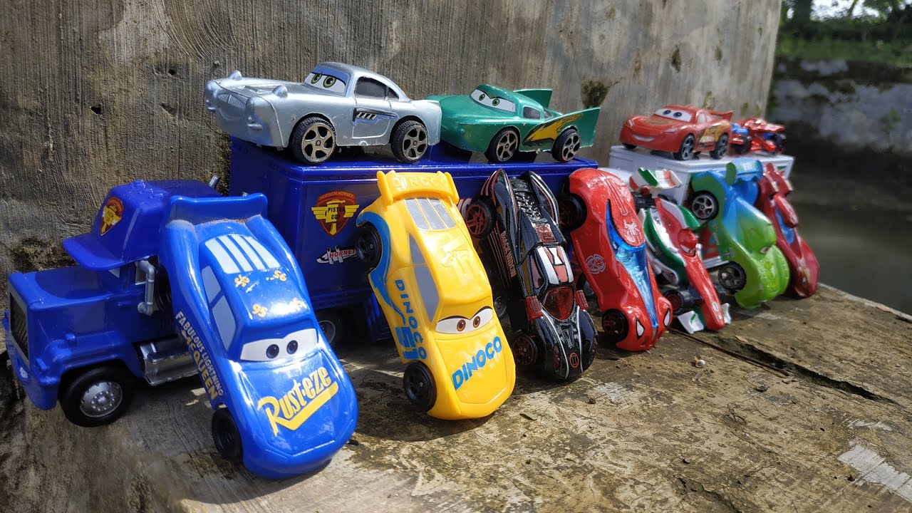 Looking for Disney Pixar Cars, Mack Cars, Lightning Mcqueen, Rayo ...