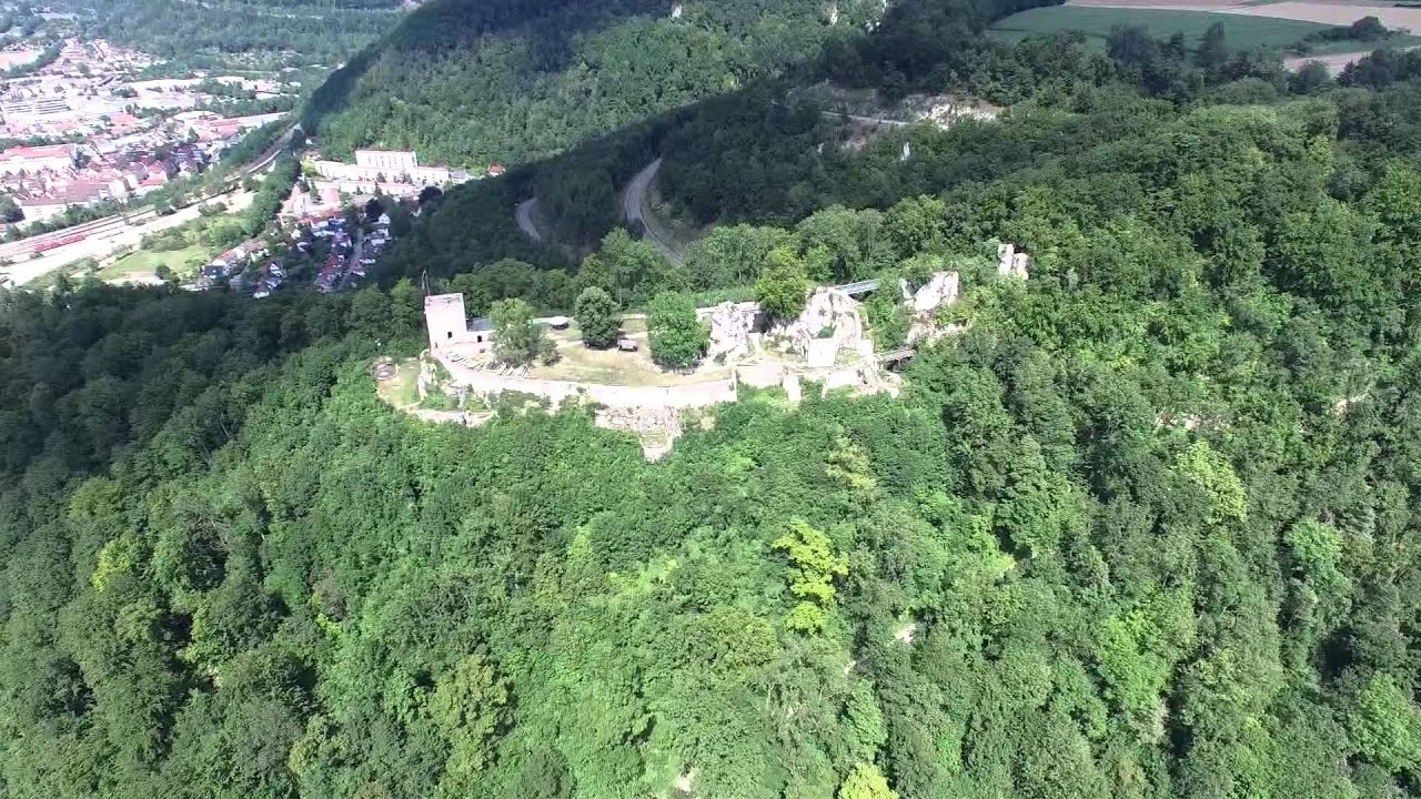 ´Ruine Helfenstein über Geislingen Steige - YouTube