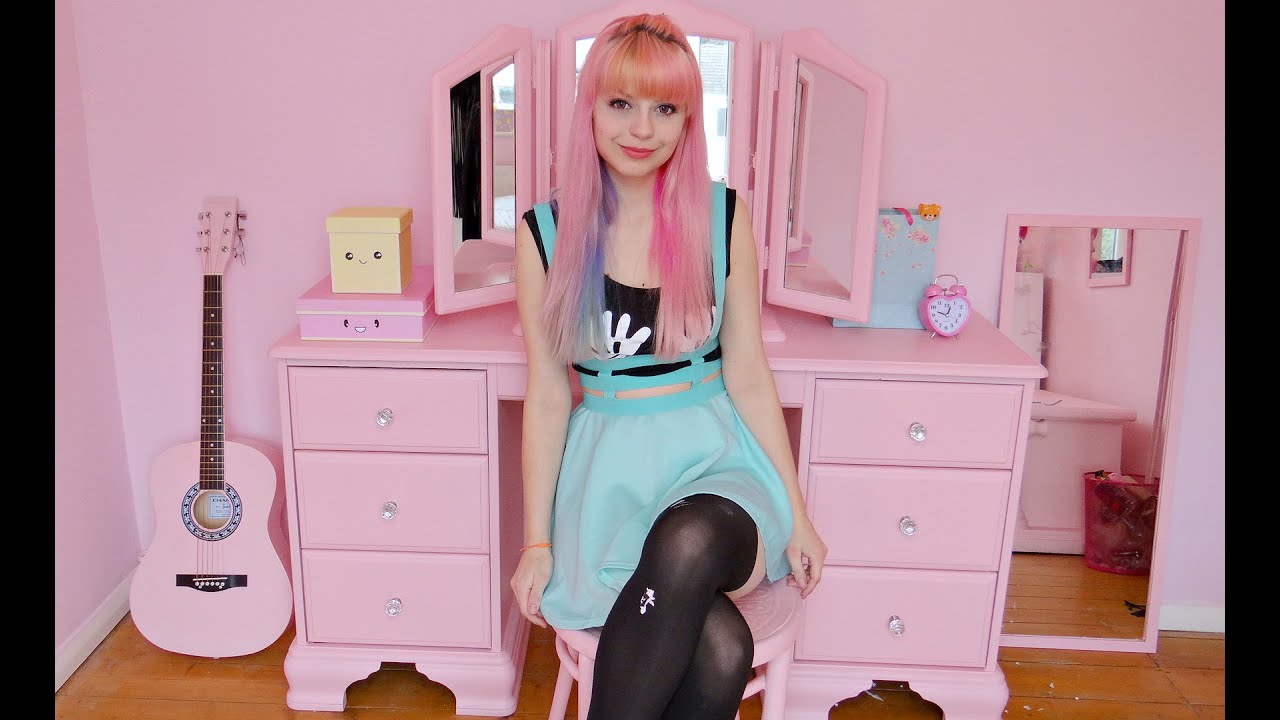 Kawaii Pink Dressing Table TOUR! - YouTube