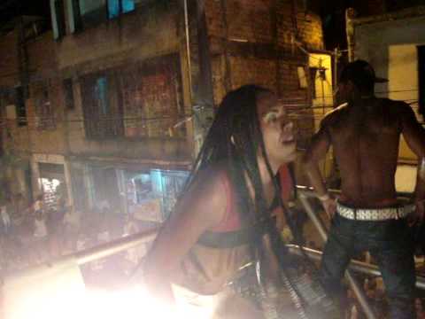 tira a calcinha do curuzu