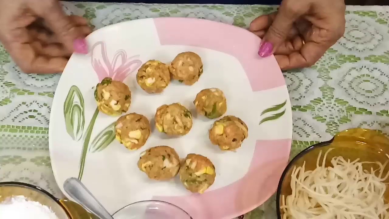 Veg Tripple Schezwan Rice Noodles---CookBook By Sudha - YouTube