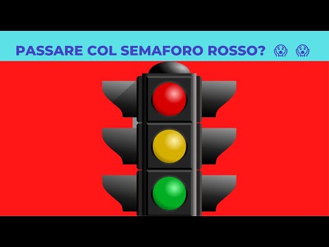 PASSARE COL SEMAFORO ROSSO | Cosa rischi se passi col rosso?