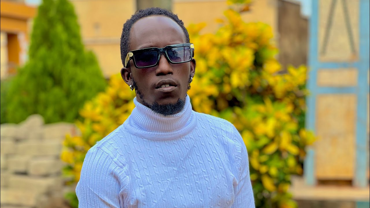 EEZZY full performance of his hit songs - YouTube