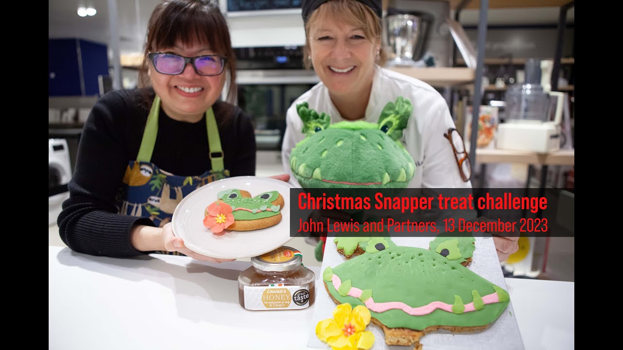 Christmas Snapper Treat Challenge at John Lewis, December 2023 - YouTube
