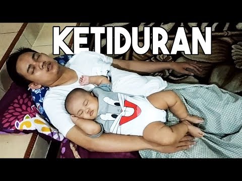 Digendong supaya tidur malah ikut ketiduran 😃😃 Dadnjoy #27