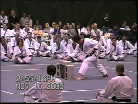 Soo Bahk Do National Championships - Ko Dan Ja Kyok Pa - 2000 - YouTube