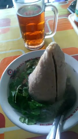 BAKSO MERAPI DI LERENG GUNUNG MERAPI - YouTube