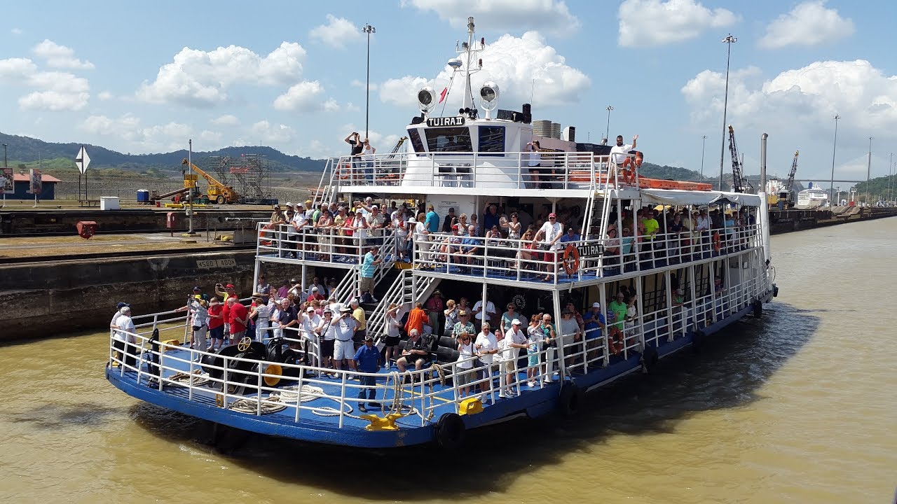 Panama Canal - MN Tuira II Transiting - YouTube