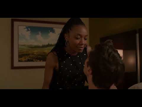 The Sex Lives of College Girls  Kiss Scenes — Whitney and Dalton Alyah Scott and James Morosini