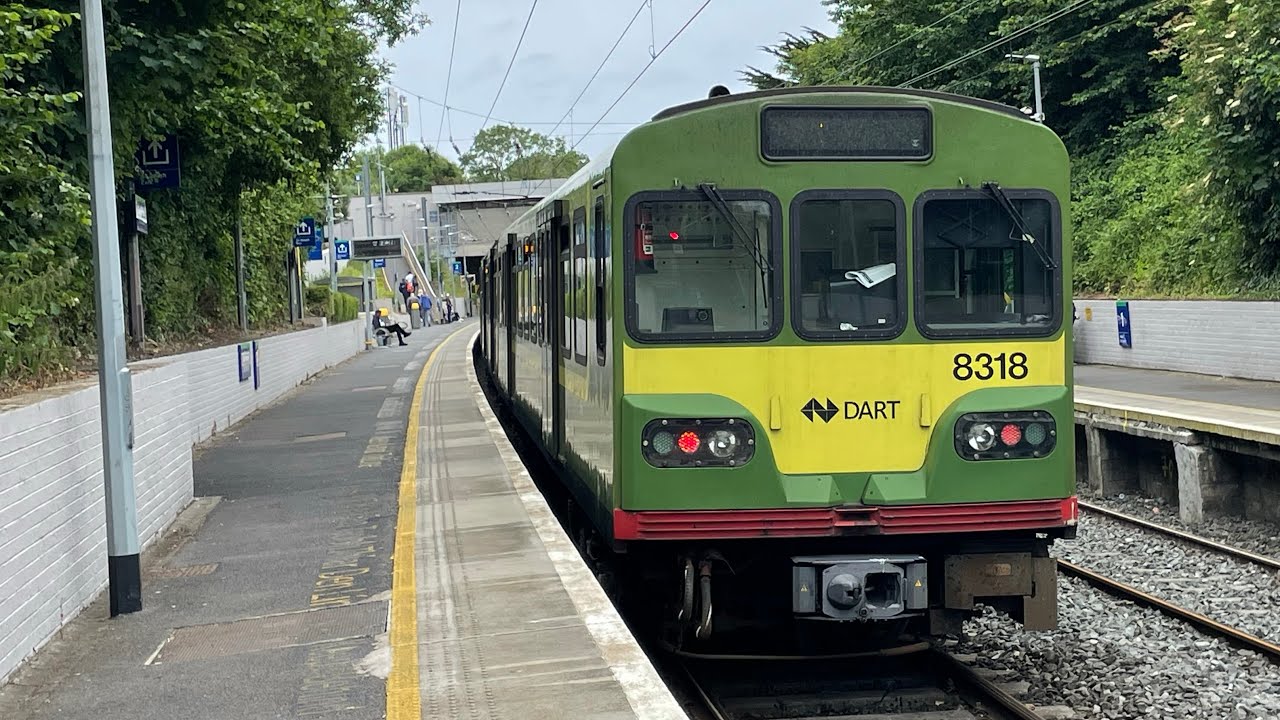 Trains at Harmonstown | 18/06/2022 - YouTube