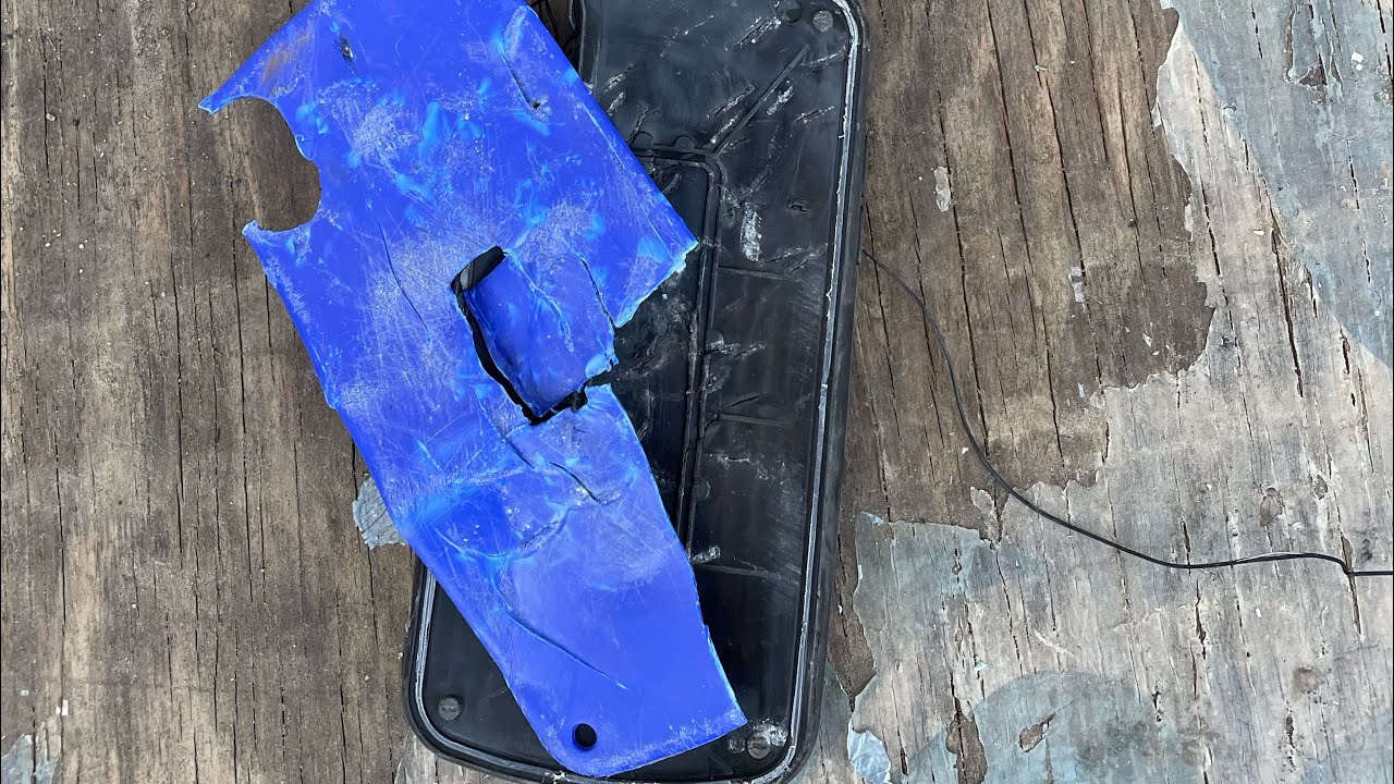 How 2 Break: Dollar Tree Phone Case - YouTube