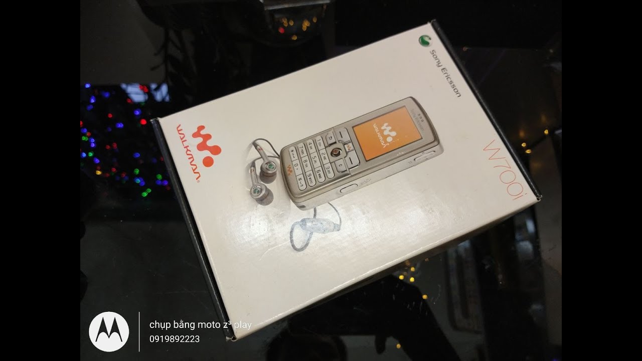 Sony Ericsson W700i phiên bản Walkman 2006 - YouTube