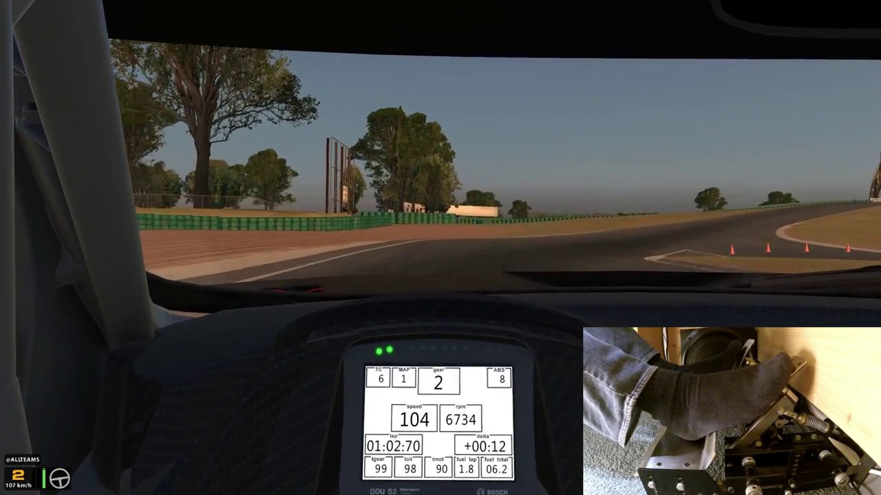iRacing CST F1 Pedal Cam Audi R8 GT3 @ Oran Park - YouTube