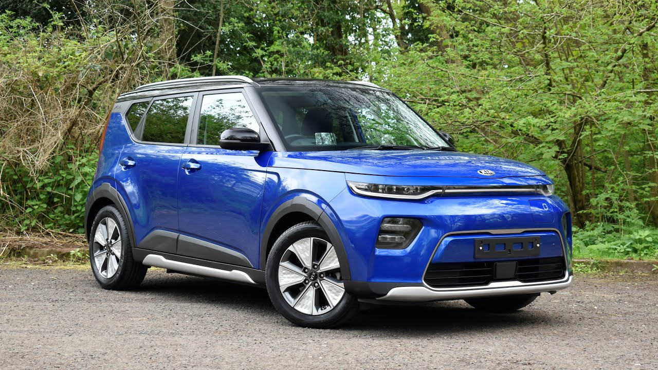Kia Soul 64kWh First Edition SUV 5dr Electric Auto (201 bhp) - YouTube