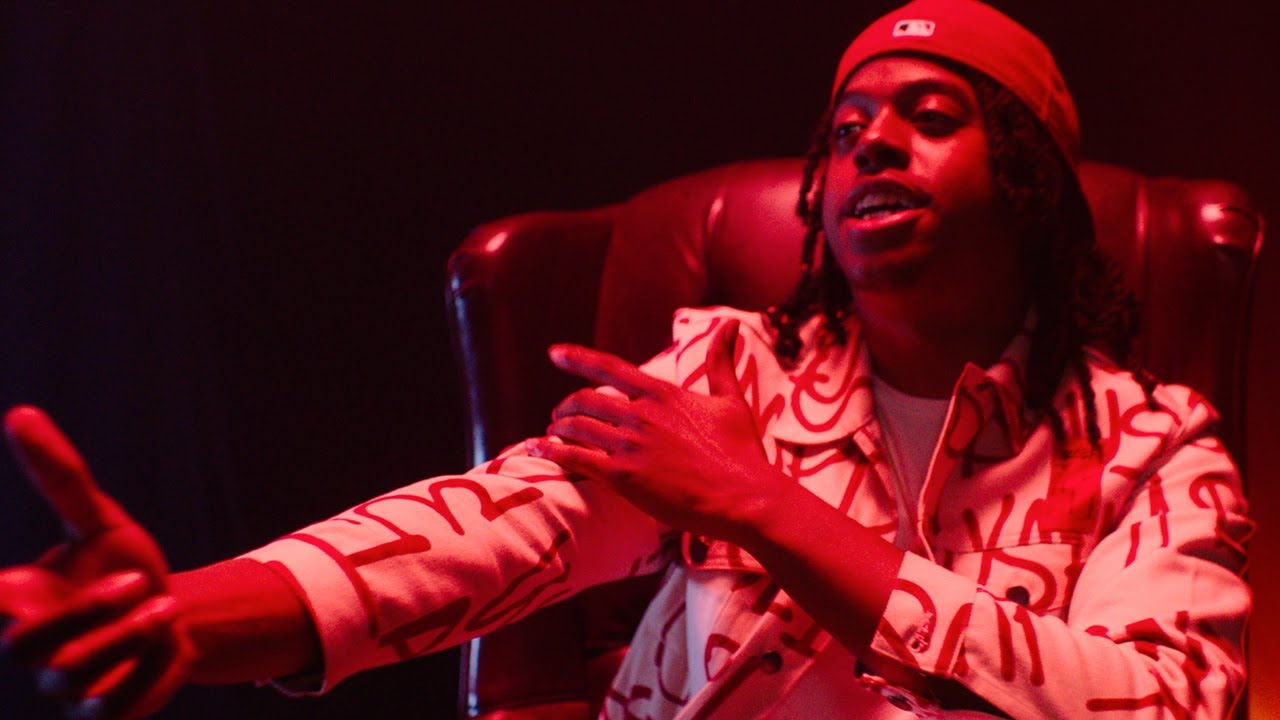 CRASH RARRI - MARACAS (Official Music Video) - YouTube