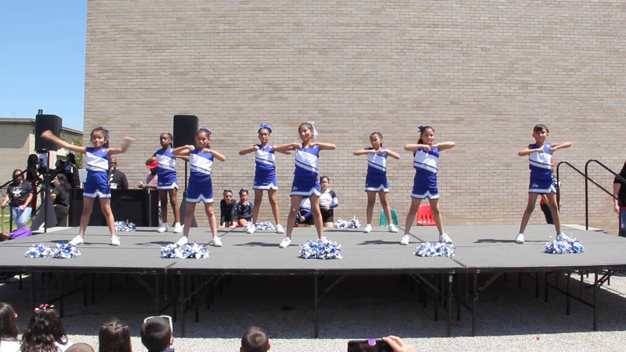 Royal All Star Cheer Squad - YouTube