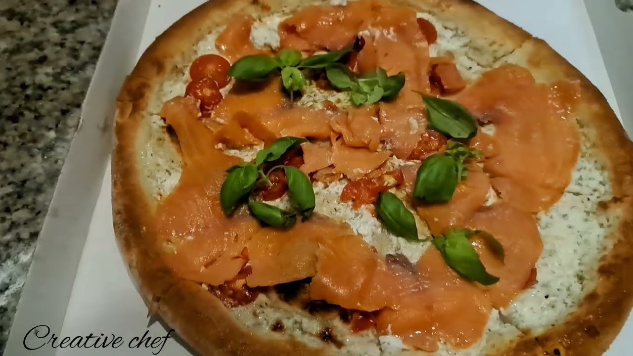 Italian🇮🇹Pizza Salmone🍕🔥 - YouTube