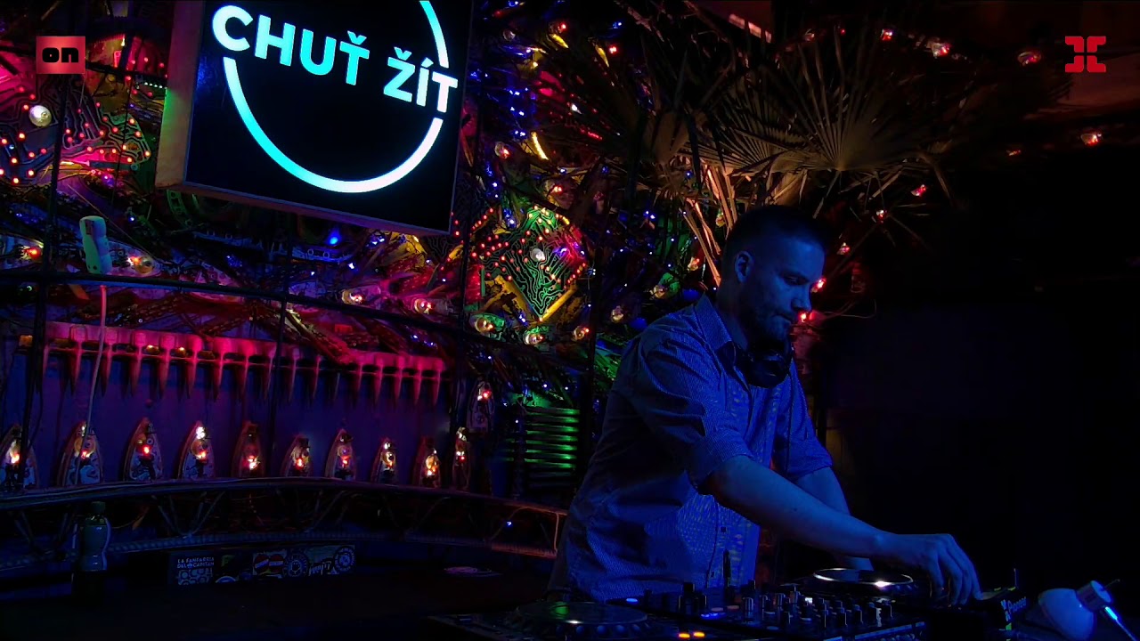 DAN COOLEY live at Chuť Žít 7.7.2018 - YouTube