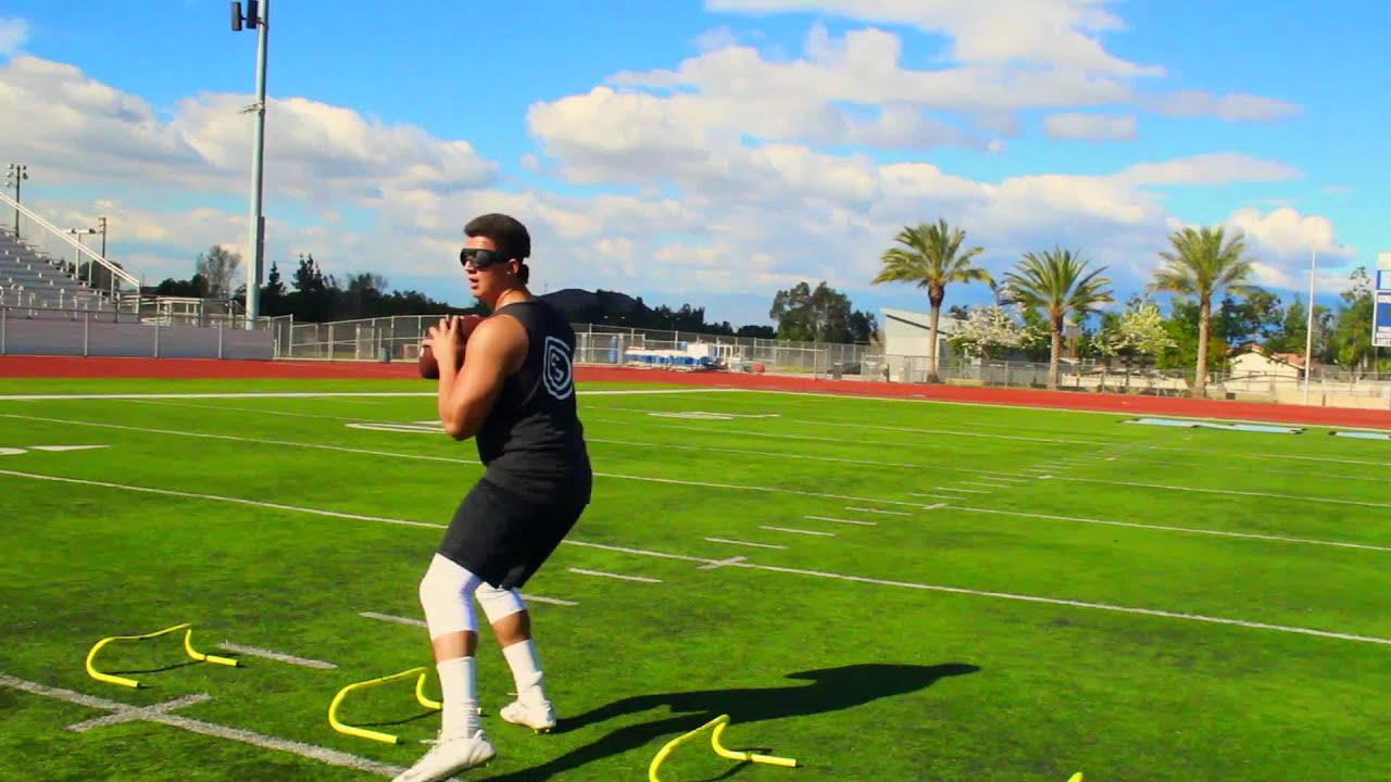 QB training with Swivel Vision - YouTube