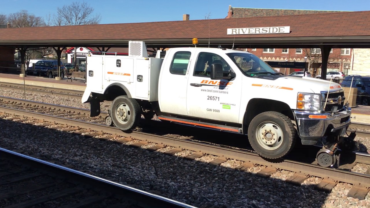 BNSF Hi Rail Truck Passing Riverside IL - YouTube