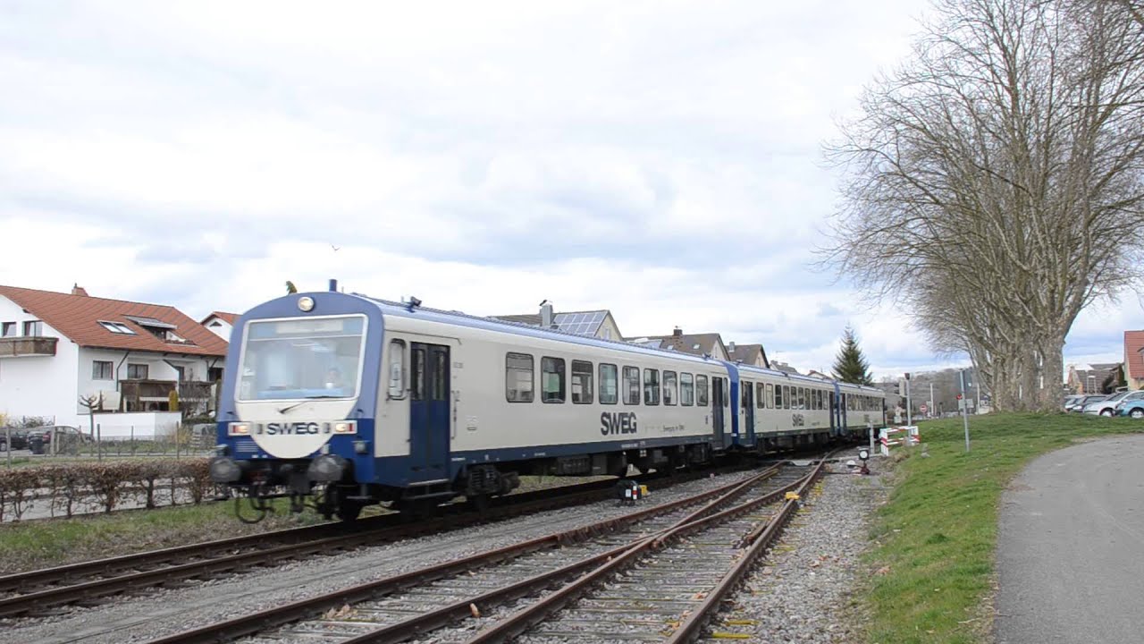 NE81 der SWEG Einfahrt in Bahnhof Endingen - YouTube
