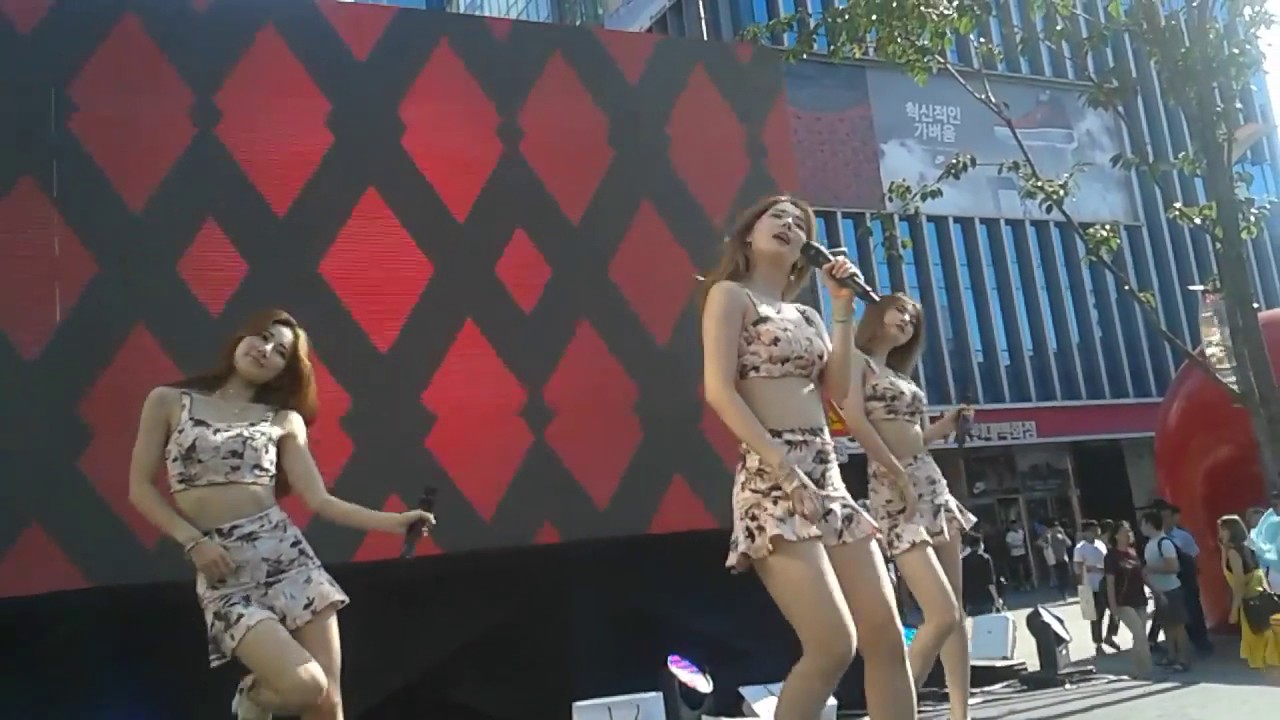 트위티(tweety) - 2번째 싱글 허그미(hug me) - YouTube