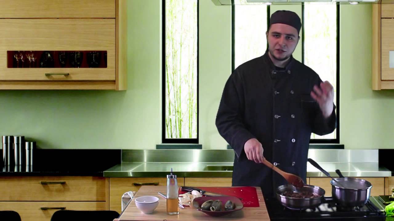Sheikh El Mahshi - Kousa Bil Laban - Yogurt Sauce Recipe - YouTube