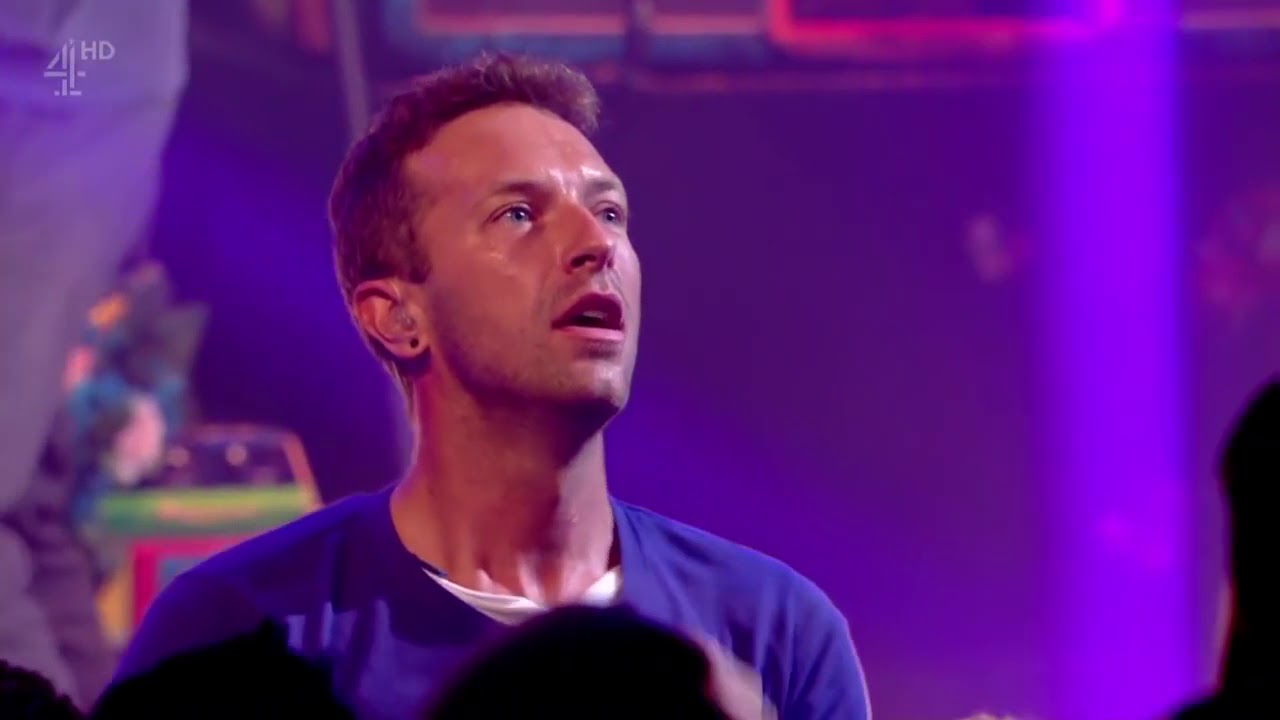 Coldplay Adventure of a Lifetime First Live Performance - YouTube