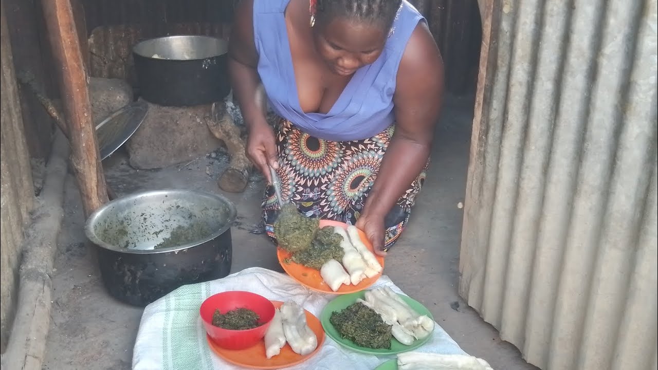 African Village Life// Cooking the most delicious African Village Food ...