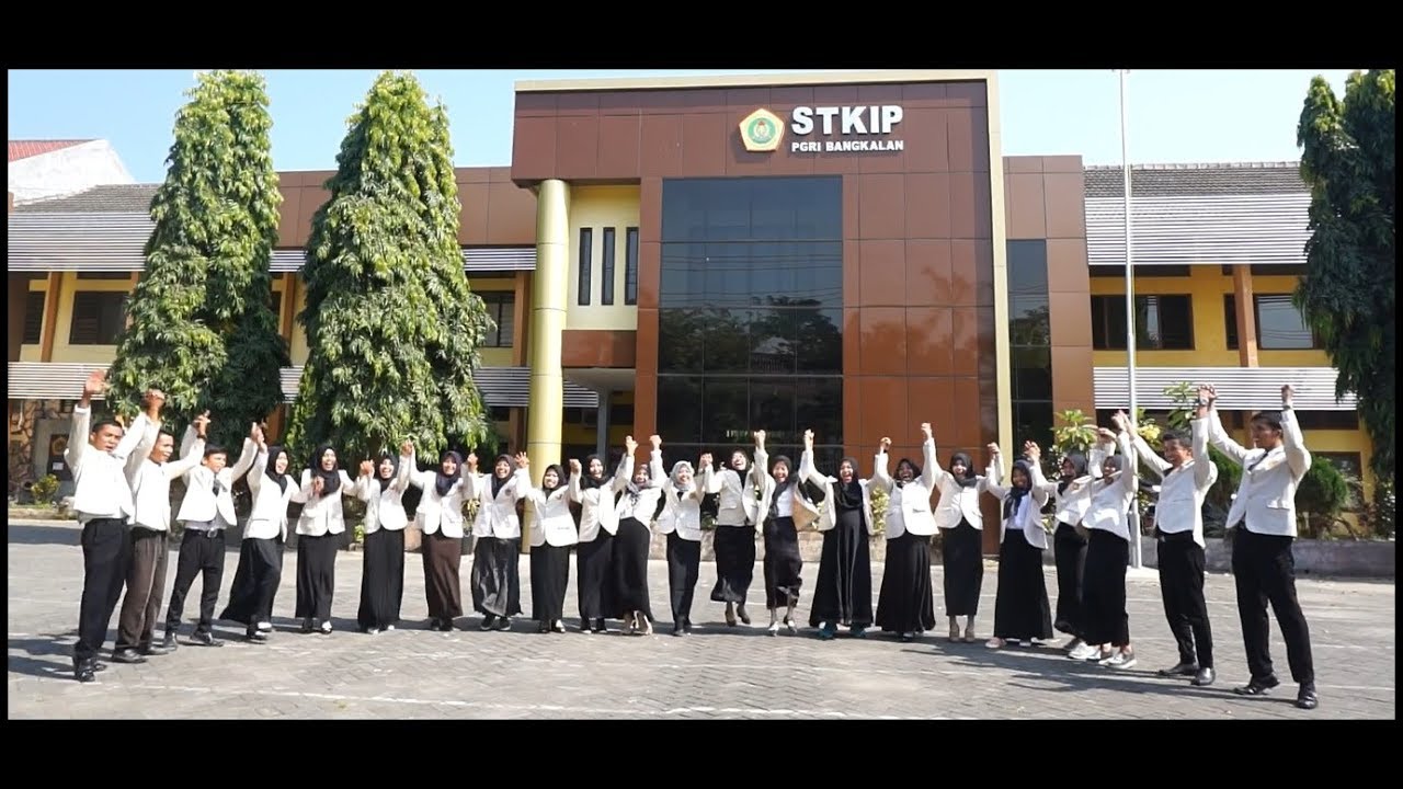 The Impressing Journey of A Class English Department 2014 , STKIP PGRI ...