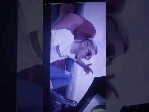 Beni deli ediyor