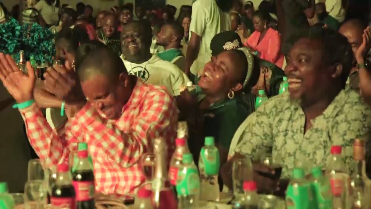 Koboko Master flogged Asaba audience with laughter - YouTube