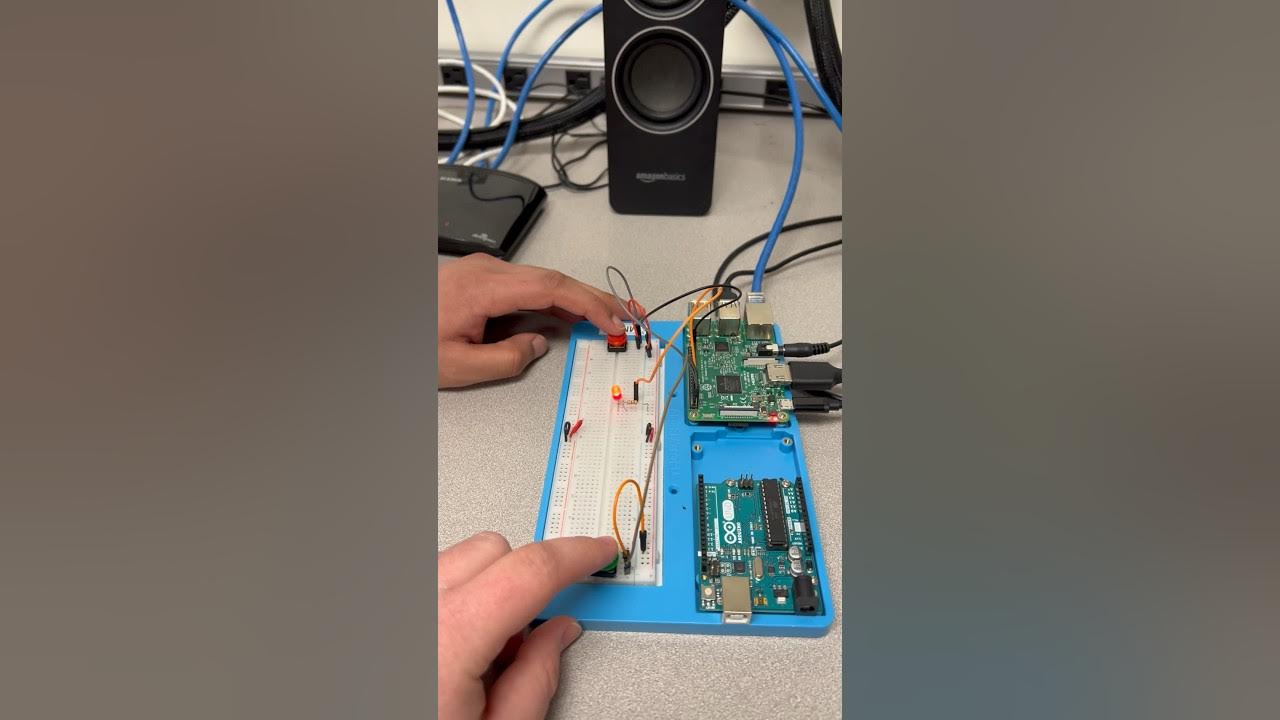 Raspberry Pi with Python & GPIO Zero! #ConfedIMD - YouTube