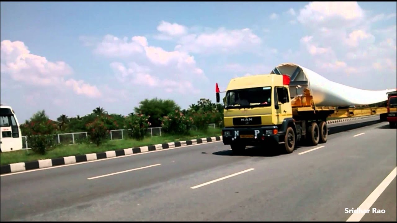 Transport of windmill's blade on truck - YouTube