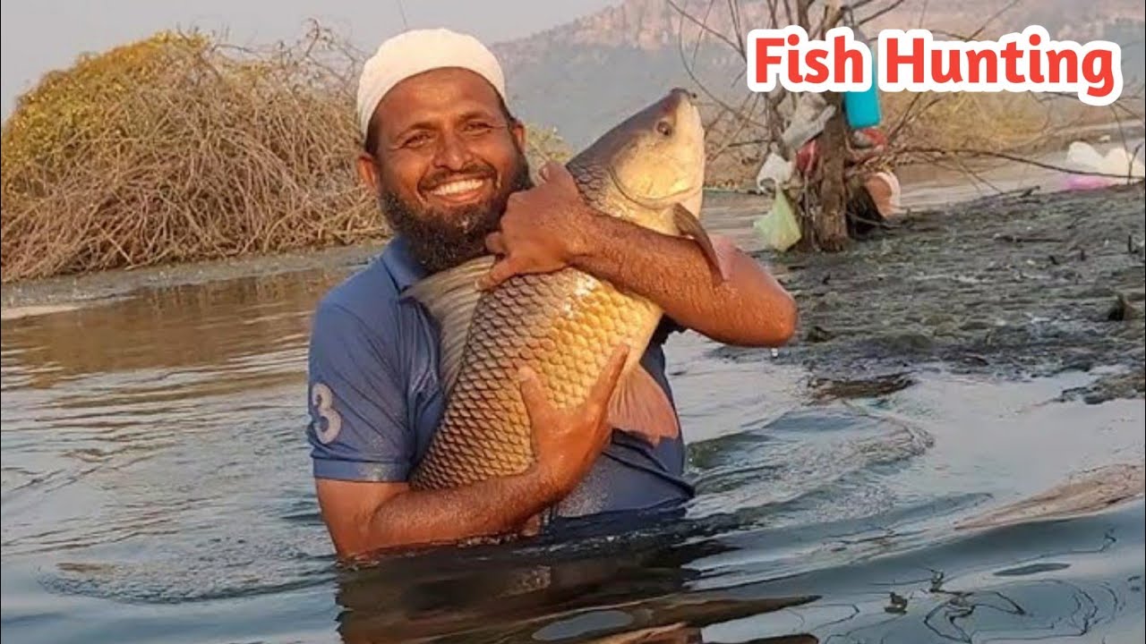 Fish Hunting Ki Or Enjoy Kia| Fish Hunting At Indus River - YouTube