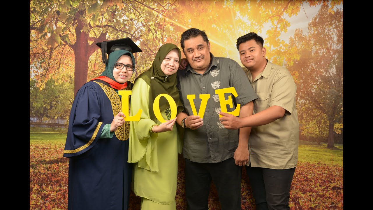Uitm Graduation shahira 96 - YouTube