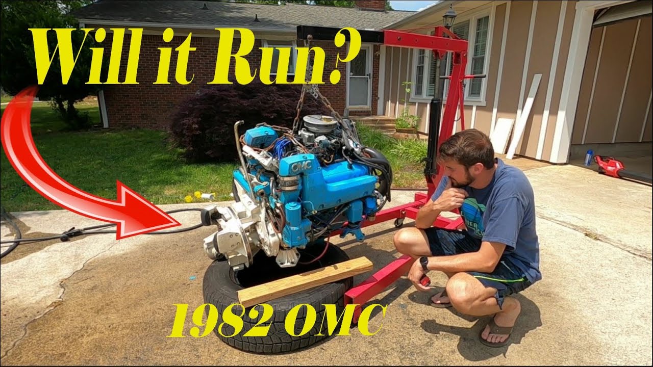 Restoring a 1982 Cobalt Boat! Work on the old Engine, First run in ...