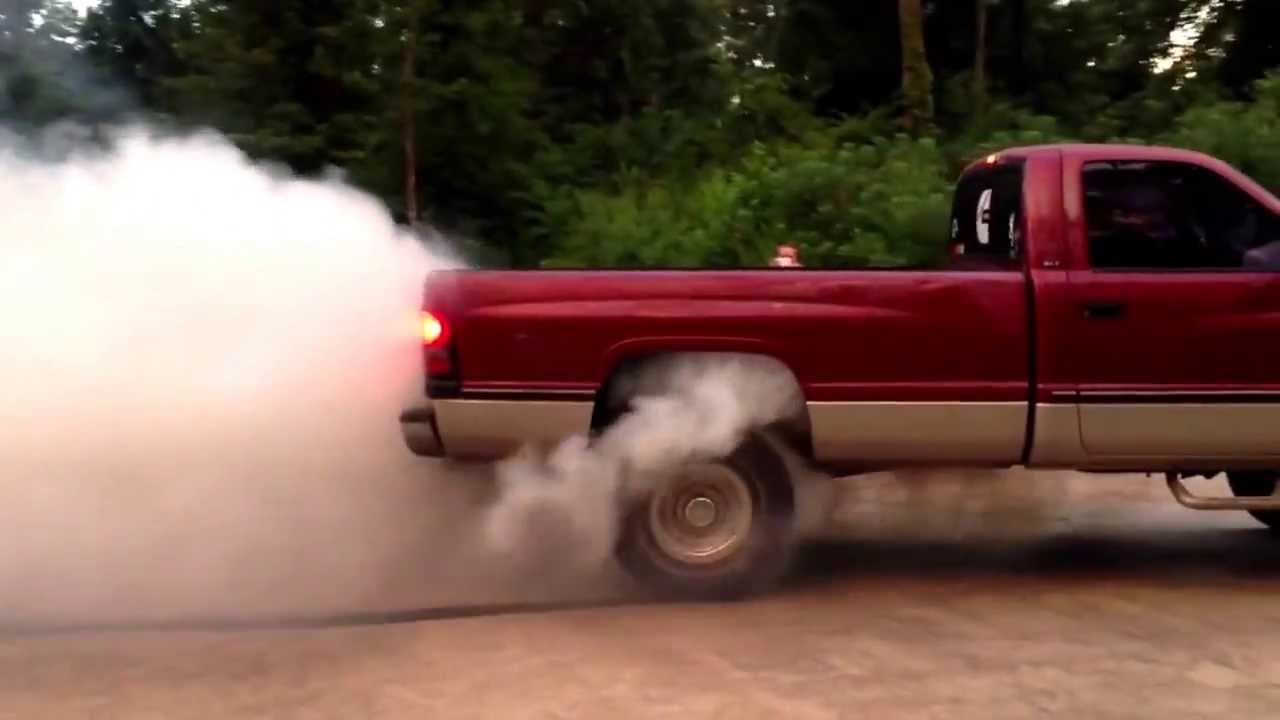 2nd Gen Cummins Burnout - YouTube
