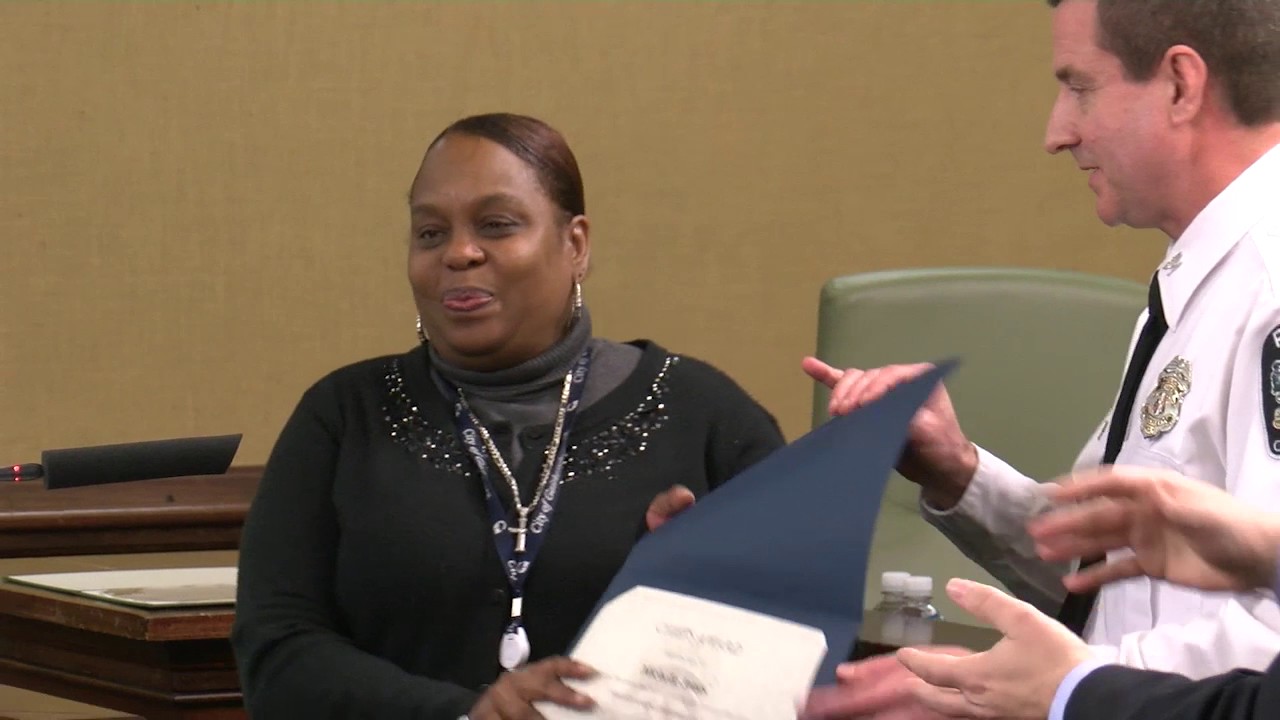 Gaithersburg Police Chief Mark Sroka Presents Award for Lifesaving ...