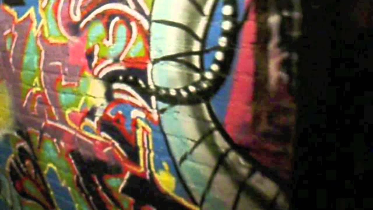 EVIL LETTERS CREW GRAFFITI (EVIL LABORATORY CHILDREN) - YouTube