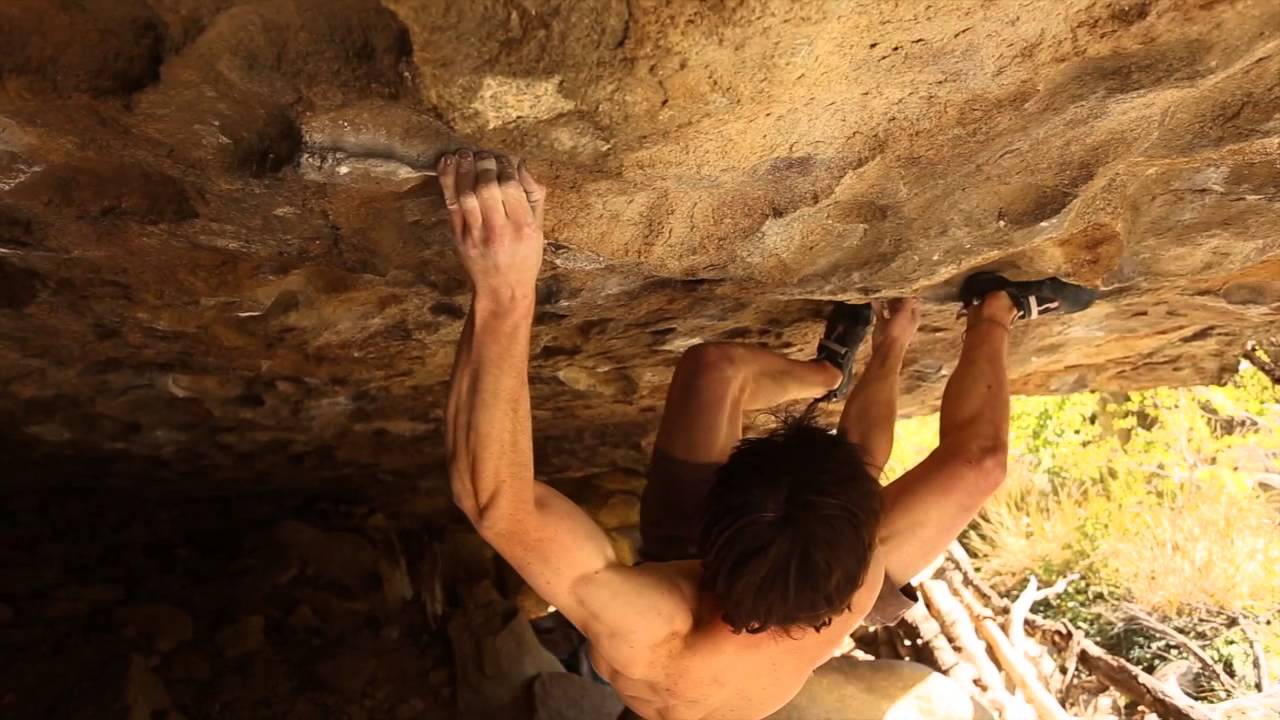 Jimmy Webb Climbing James Litz's Warpath V14 - YouTube