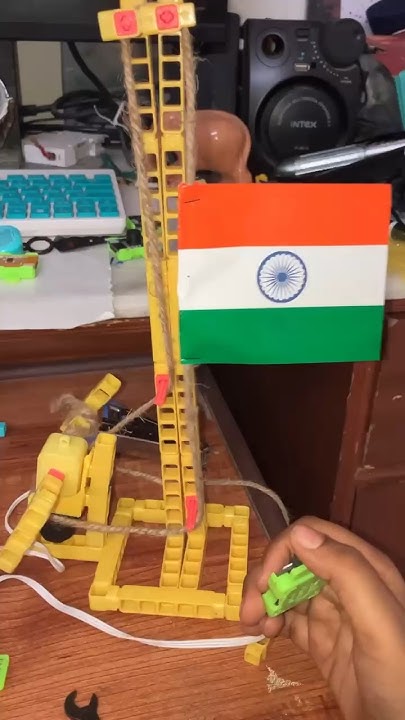 Flag Hoisting Mechanism Made by Kids!! 😍 #flag #india #witblox - YouTube